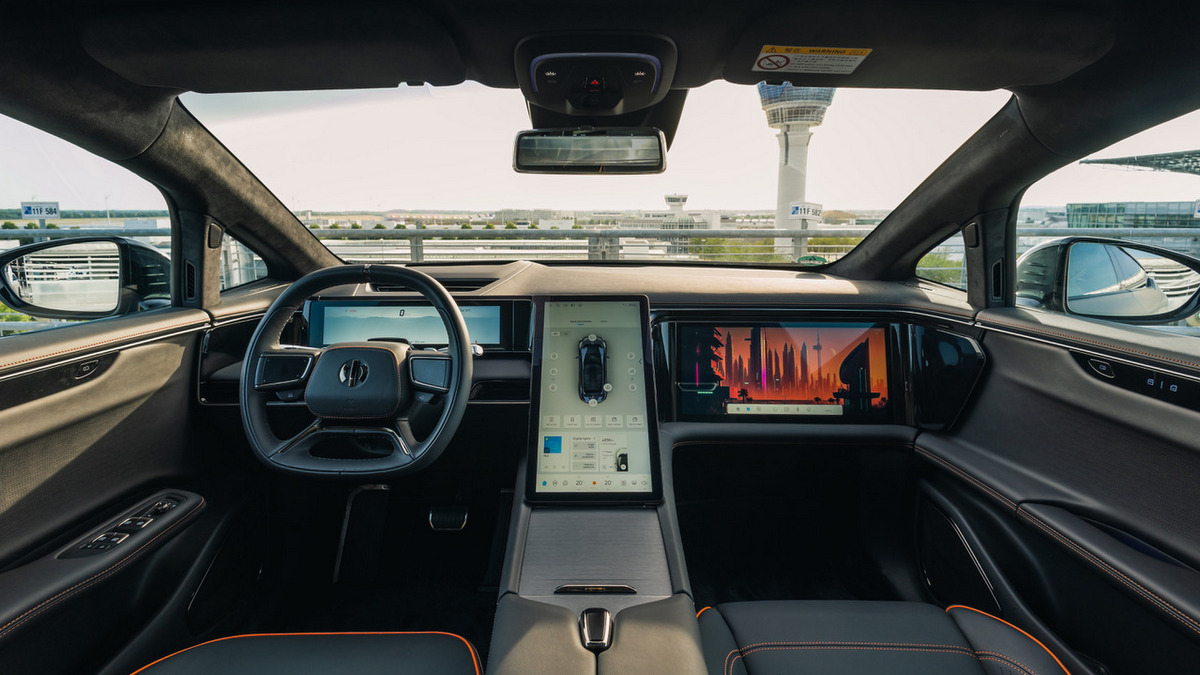 HiPhi X und Z in Europa: Alle Infos zu Preis und Ausstattung der ...