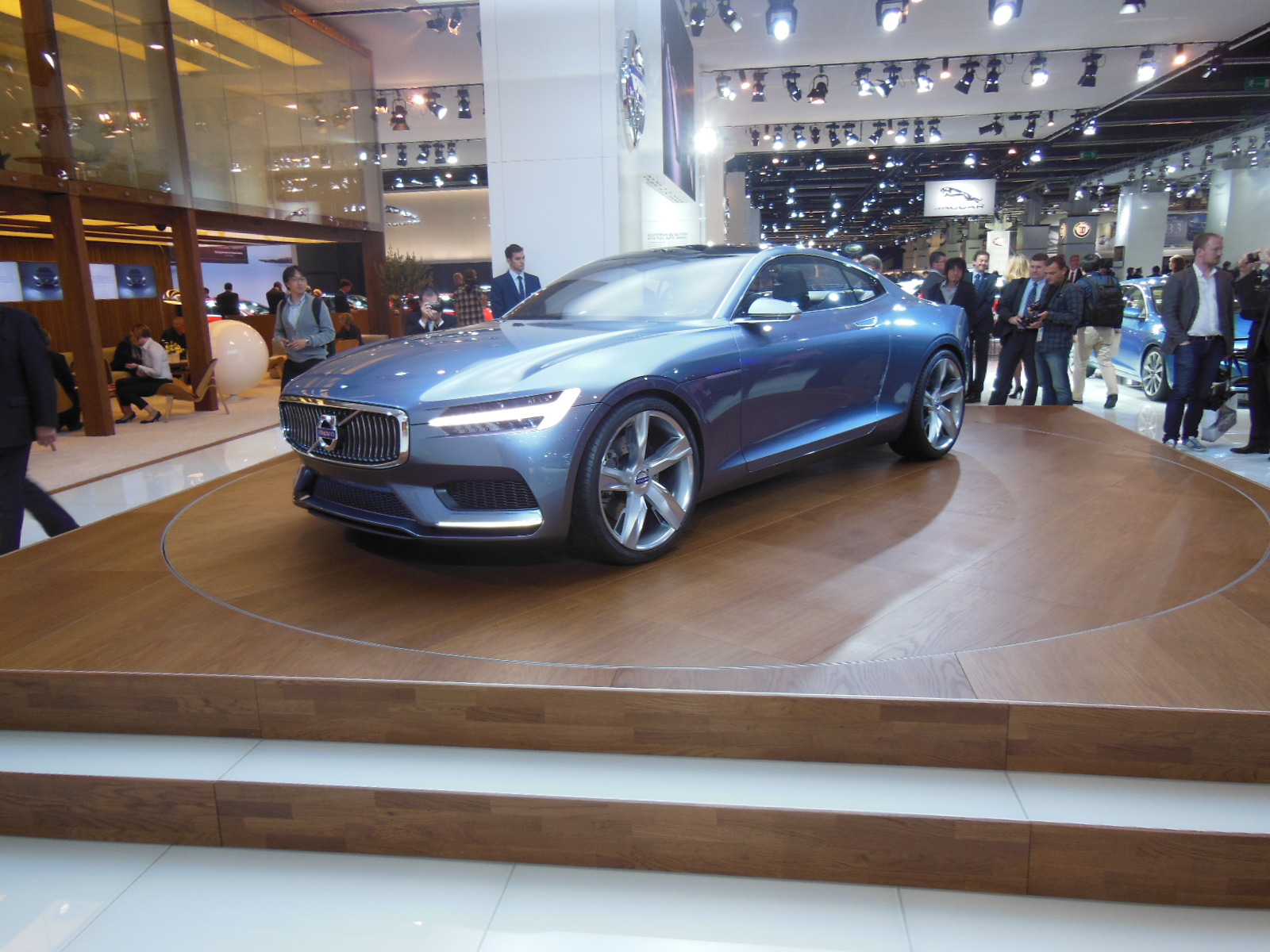 Volvo Concept Coupe