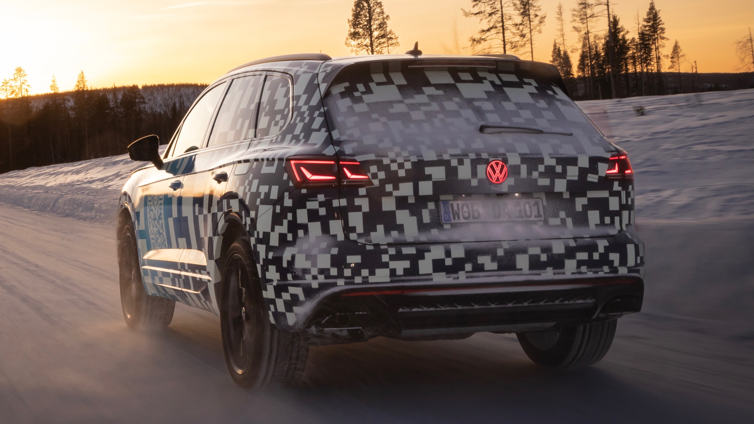 Beleuchtetes VW-Logo geht erstmals in Serie | Automobilwoche.de