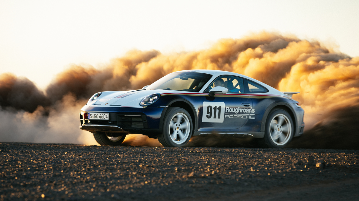 Bilder des neuen Porsche 911 Dakar mit Rallye-Design-Paket
