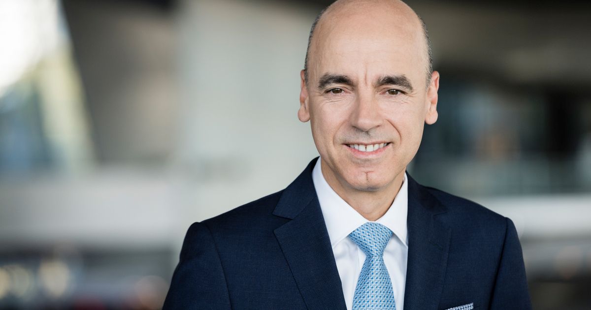 Finanzchef Nicolas Peter: BMW peilt 2023 leichtes Wachstum an ...
