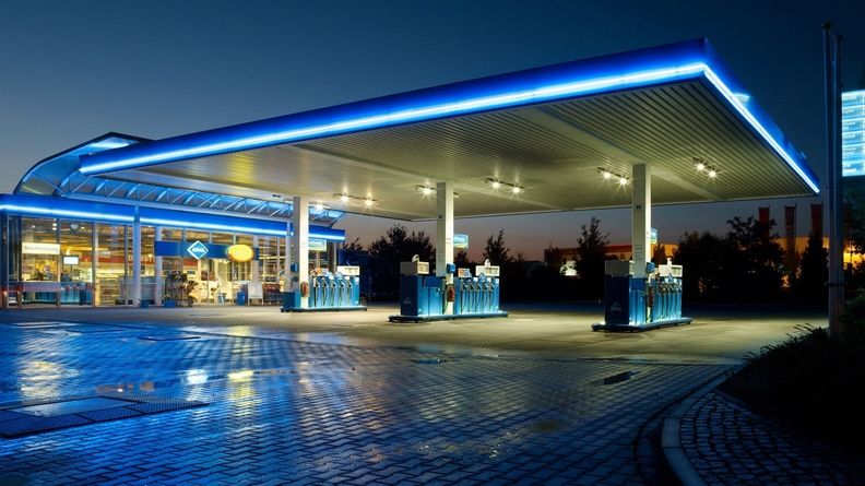 Aral startet Netz von Ladestationen für E-Laster | Automobilwoche.de